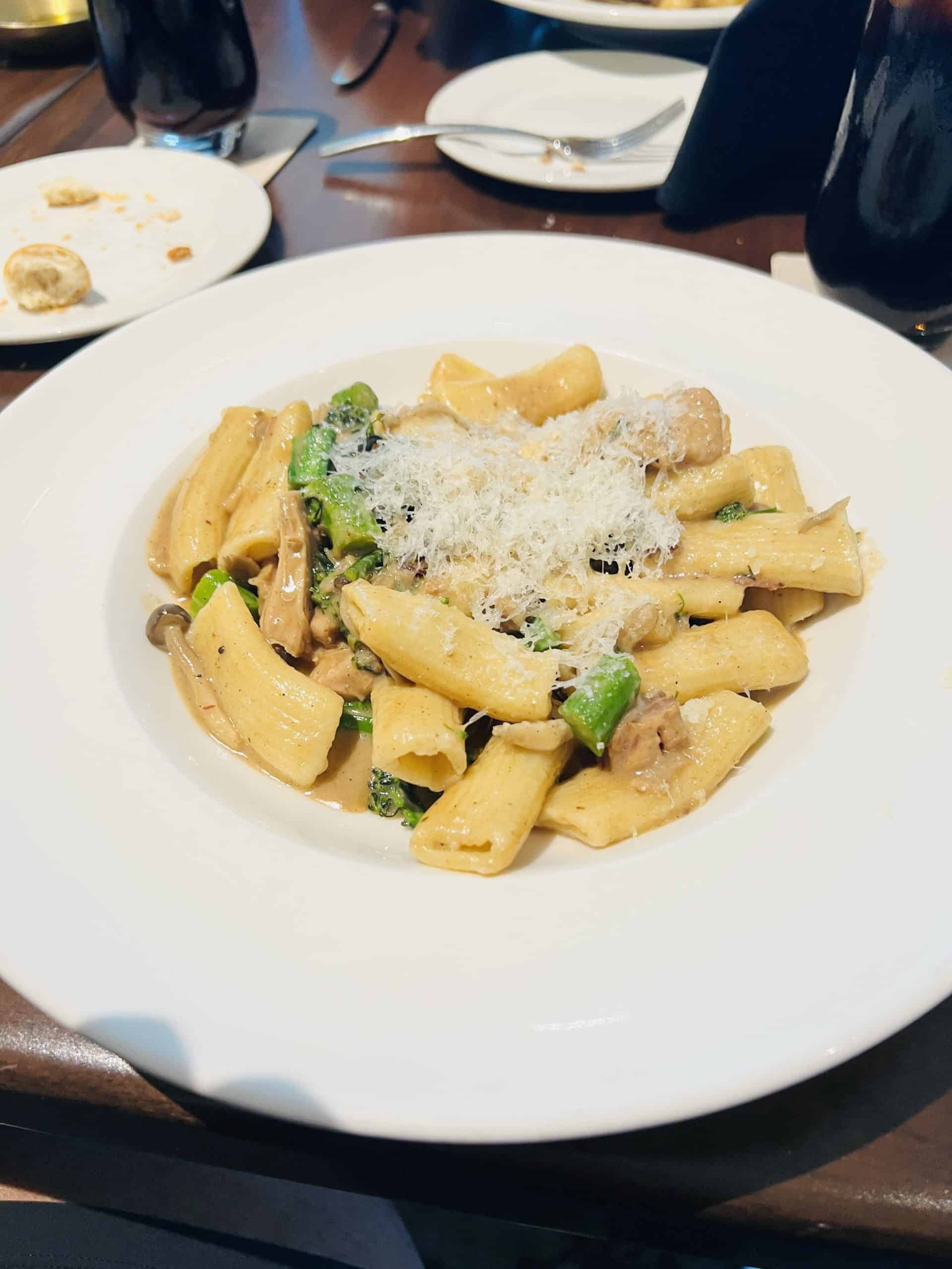 Topolino's Terrace Rigatoni (Disney's Riviera Resort) - Urban Tastebud ...