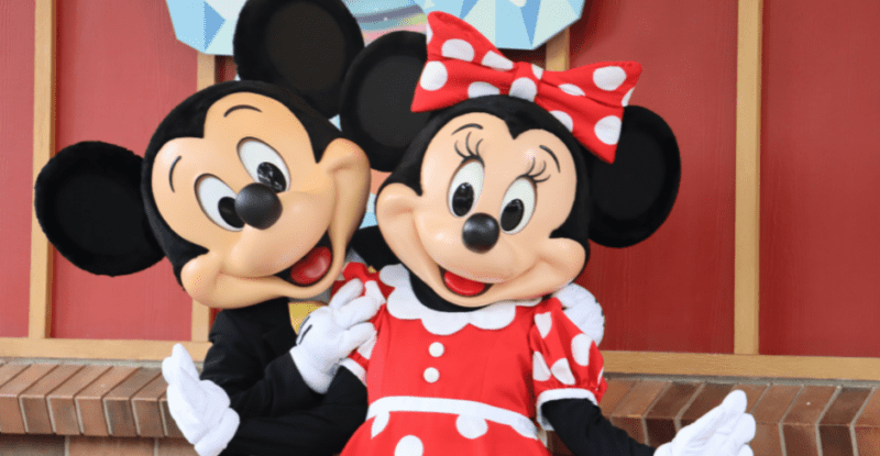 How old is Minnie Mouse? (Fun Facts about the Disney Icon) - Urban ...