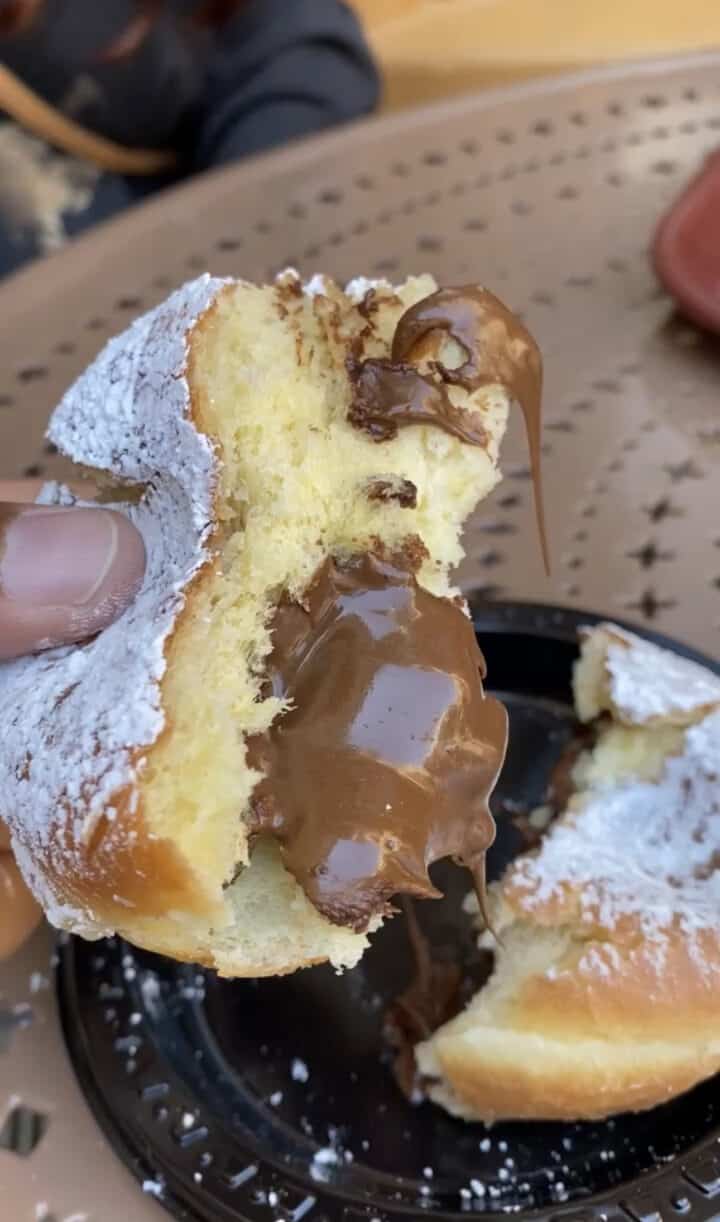Nutella Beignet (EPCOT - France) - Urban Tastebud Disney